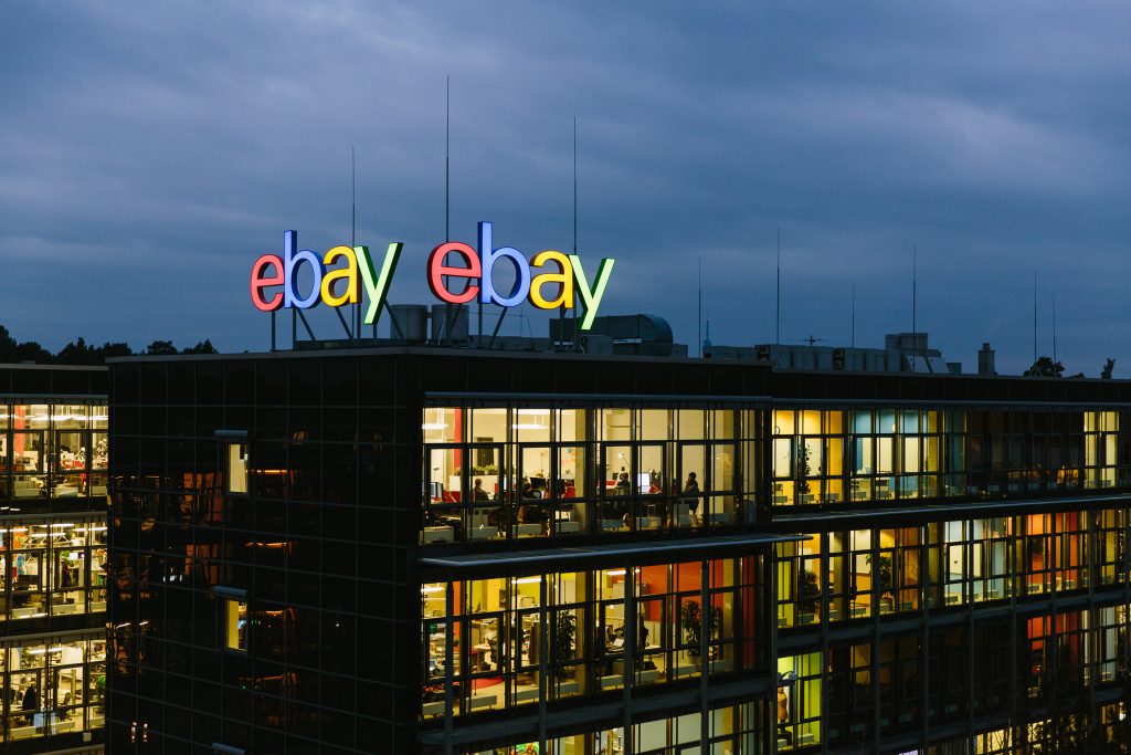 Infographic: alles dat je ooit wilde weten over eBay - Emerce