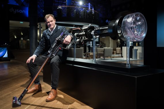 Dyson V10 maakt eind aan stofzuigers met snoer - Emerce