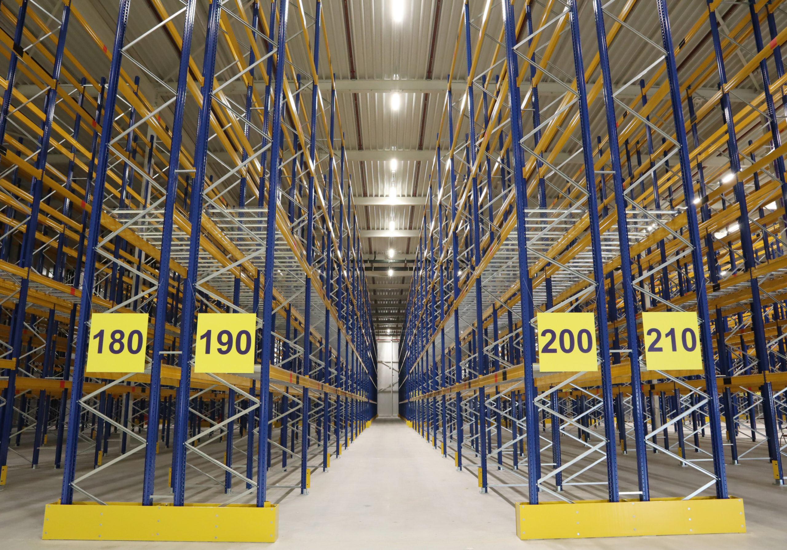 Dachser opent warehouse bij Rotterdam - Emerce