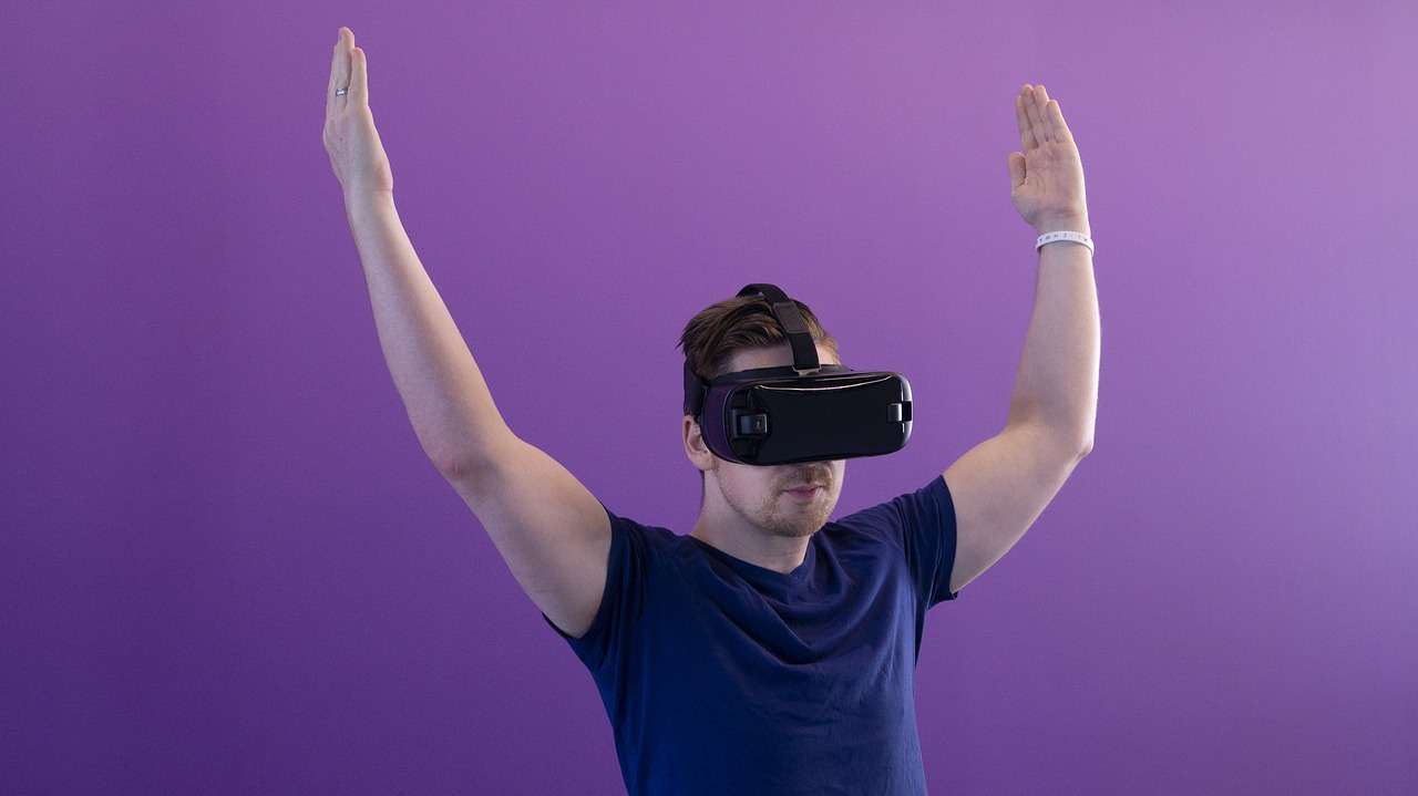 Microsoft introduceert online AR- en VR-ontwikkelaarsplatform Mesh - Emerce
