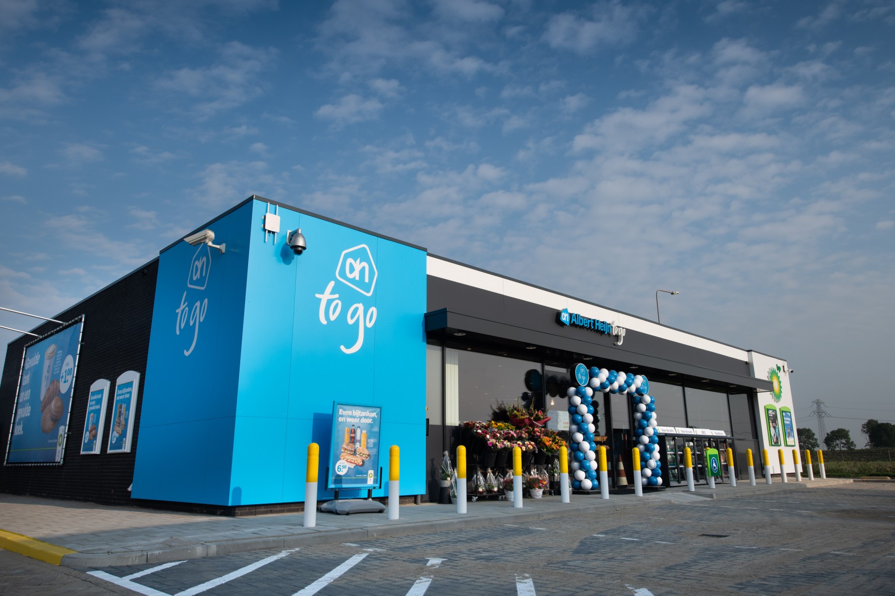 Albert Heijn en bp starten uitrol AH to go naar ruim 100 tankstations ...
