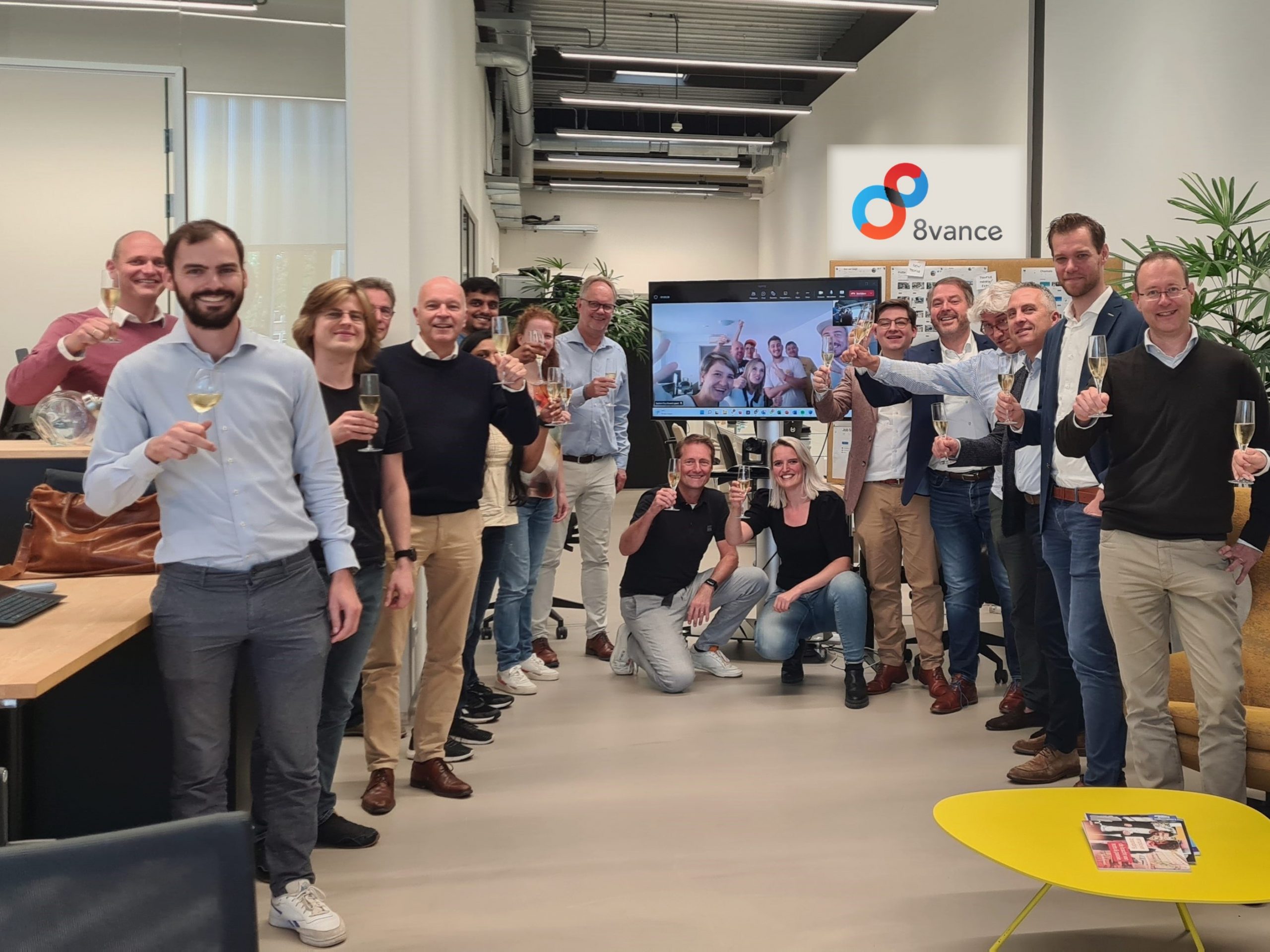 8vance start nieuwe groeifase met investering van Eindhoven Venture ...