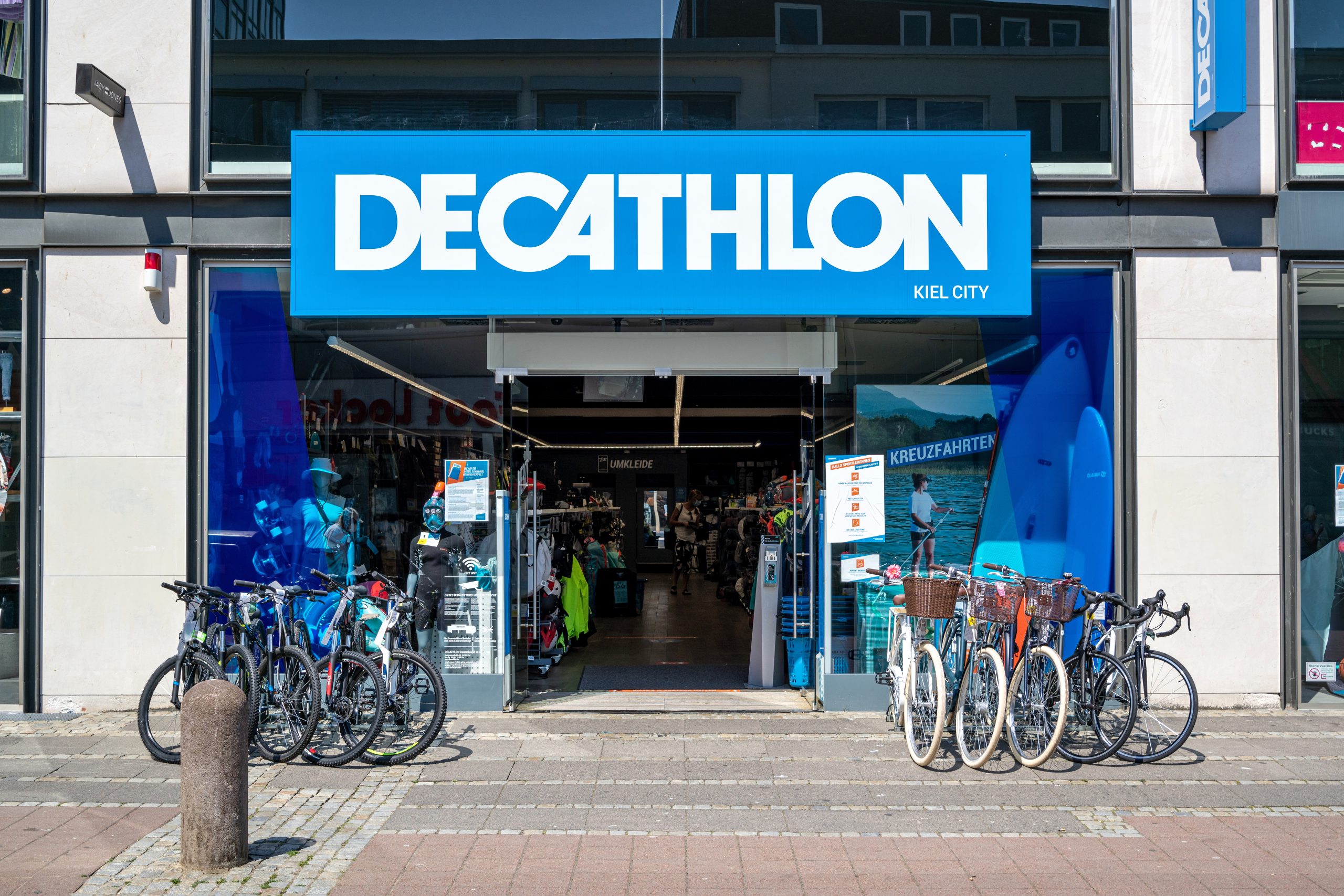 Decathlon en H&M zullen consumenten voortaan beter informeren over ...