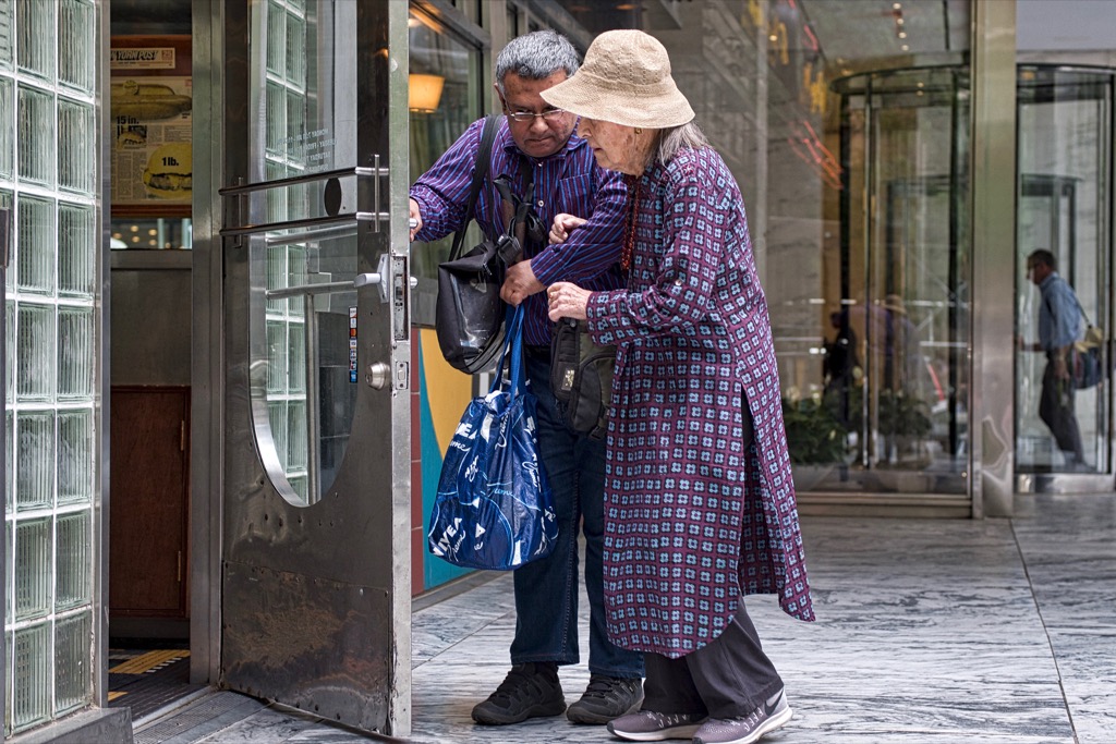 Vliegende start voor mantelzorg-app Hello247 - Emerce