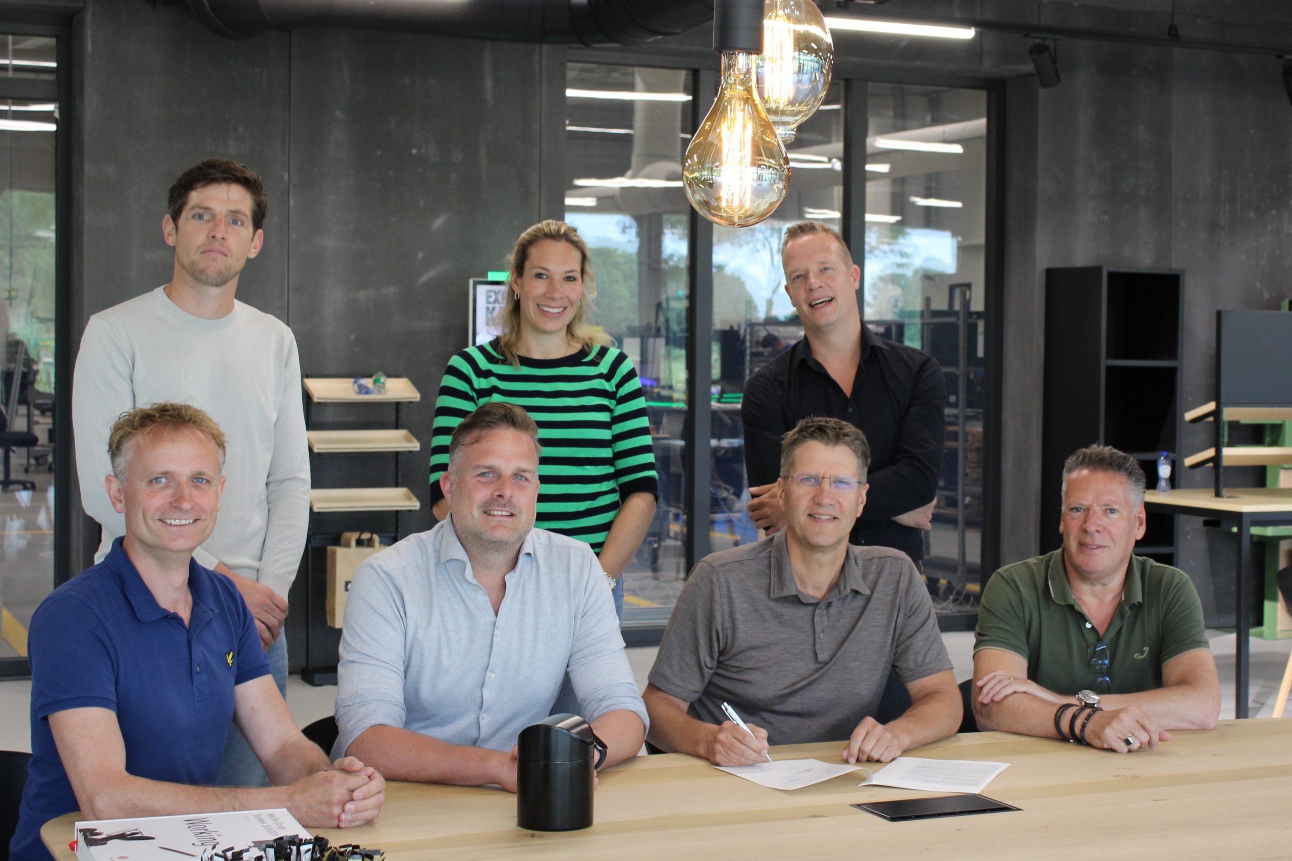 Nieuwe samenwerking tussen technisch innovatieve bedrijven in FutureTech Salland gestart - Emerce