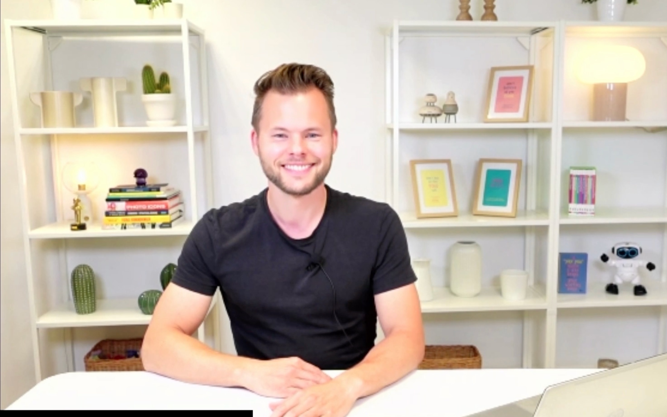 (Emerce TV)'Winkels aarzelen onnodig met live shopping' - Emerce