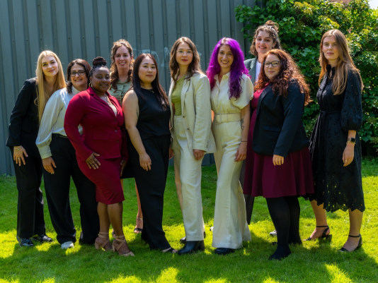 CJIB werkt met vrouwelijke IT trainees via Alyx - Emerce