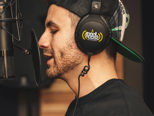 BNR begint met podcastabonnementen - Emerce