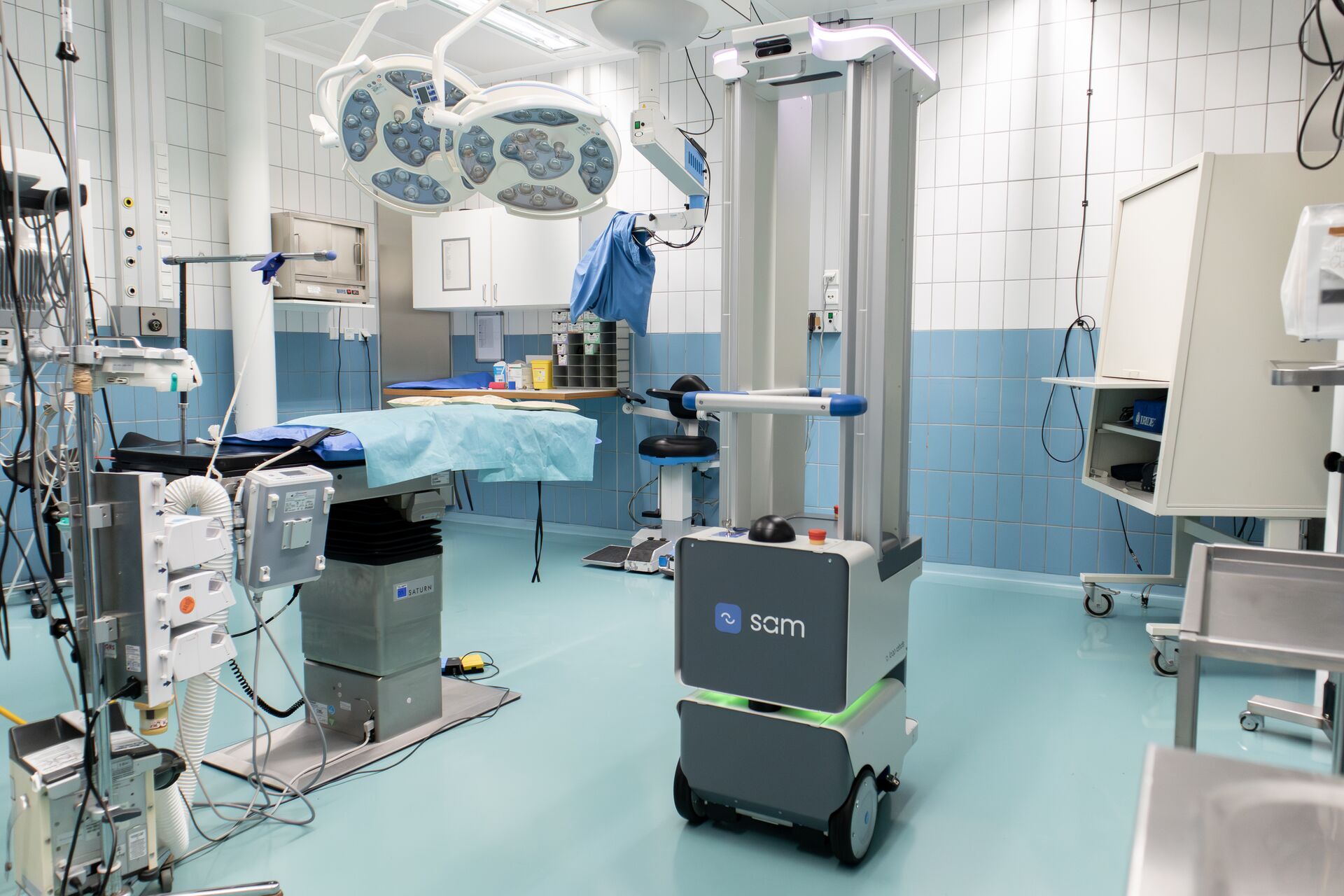 Pilot Asito zorgt voor wereldprimeur met UV-C Desinfectie robot SAM bij ...