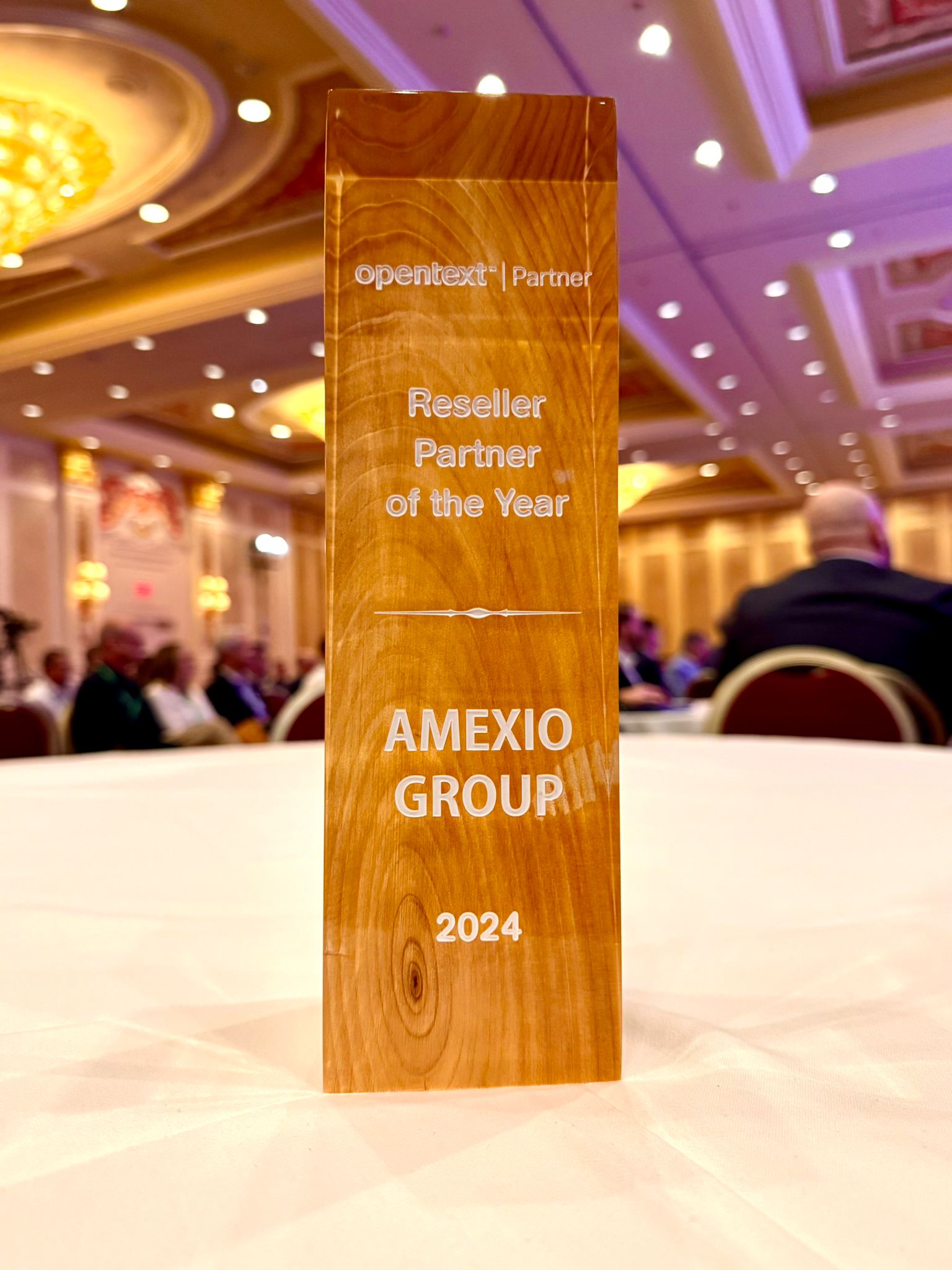 AmeXio Group wint de OpenText Reseller Partner of the Year Award - Emerce