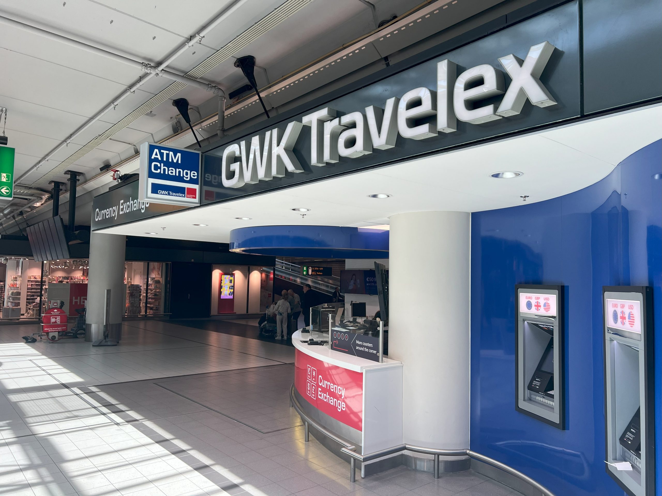 Op reis met de voordelige Golden eSIM, een nieuwe ‘travel essential ...