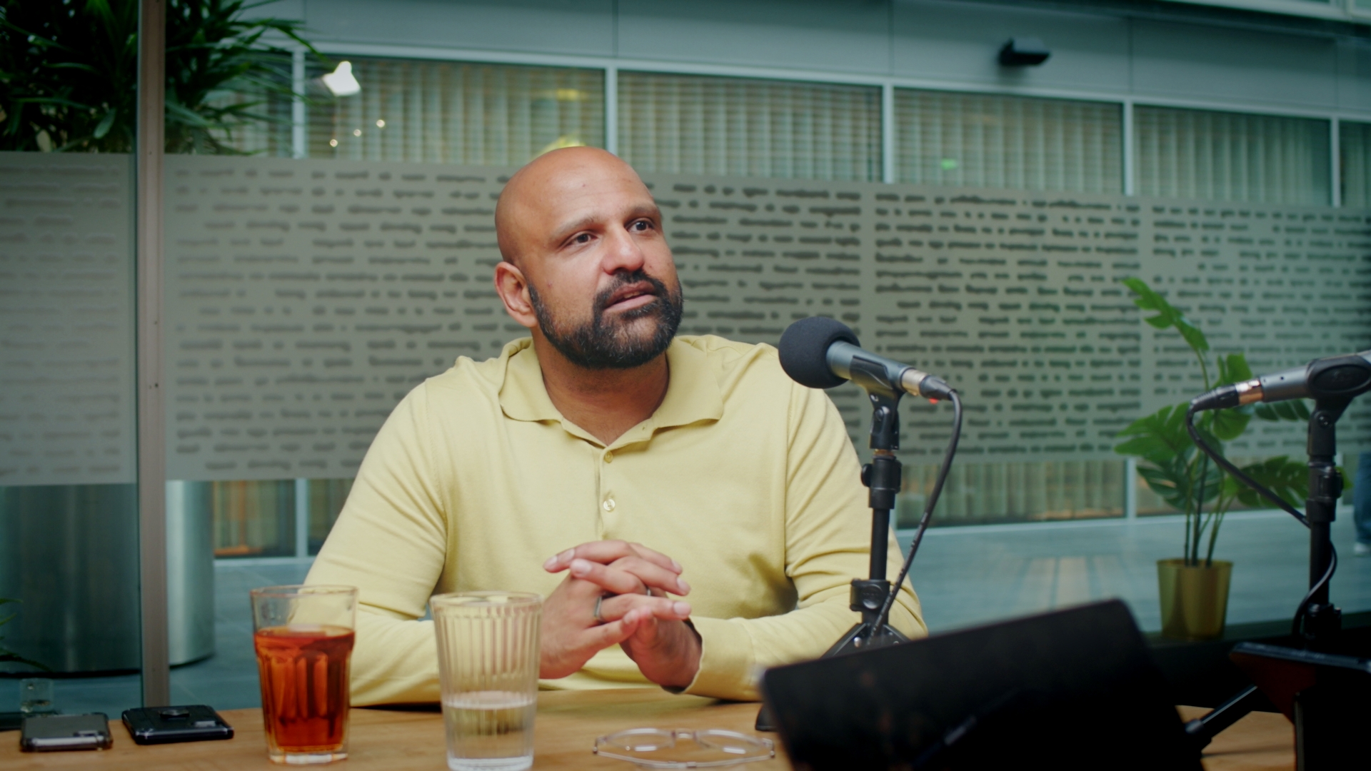 [Podcast] Haroon Sheikh: “Digitalisering schudt de wereldverhoudingen op” - Emerce